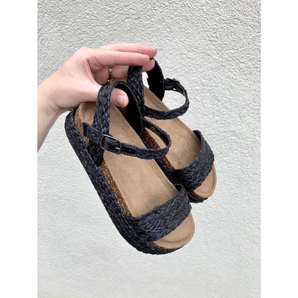 Pierre Dumas | Shoes | New Pierre Dumas Womens Woven Mesa Platform ...